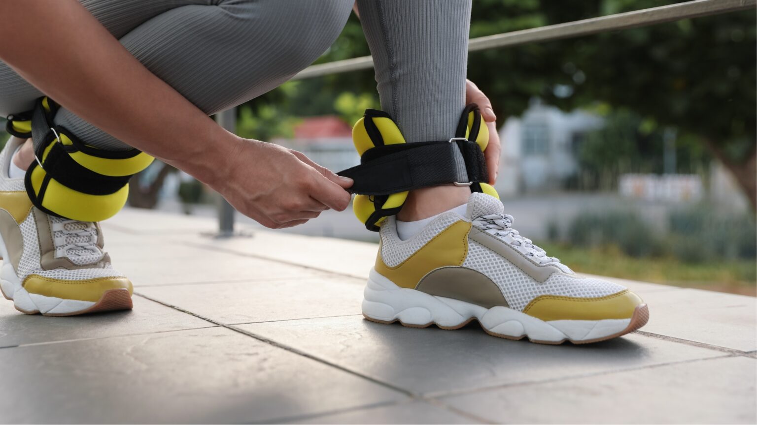 Poids de cheville : bienfaits et exercices pour les jambes